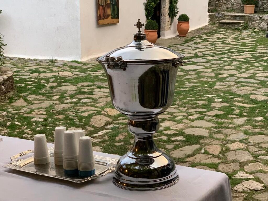 ΙΕΡΑ ΜΟΝΗ ΑΓΙΩΝ ΑΝΑΡΓΥΡΩΝ ΠΑΡΝΩΝΟΣ, Ιεραποστολική Μονή